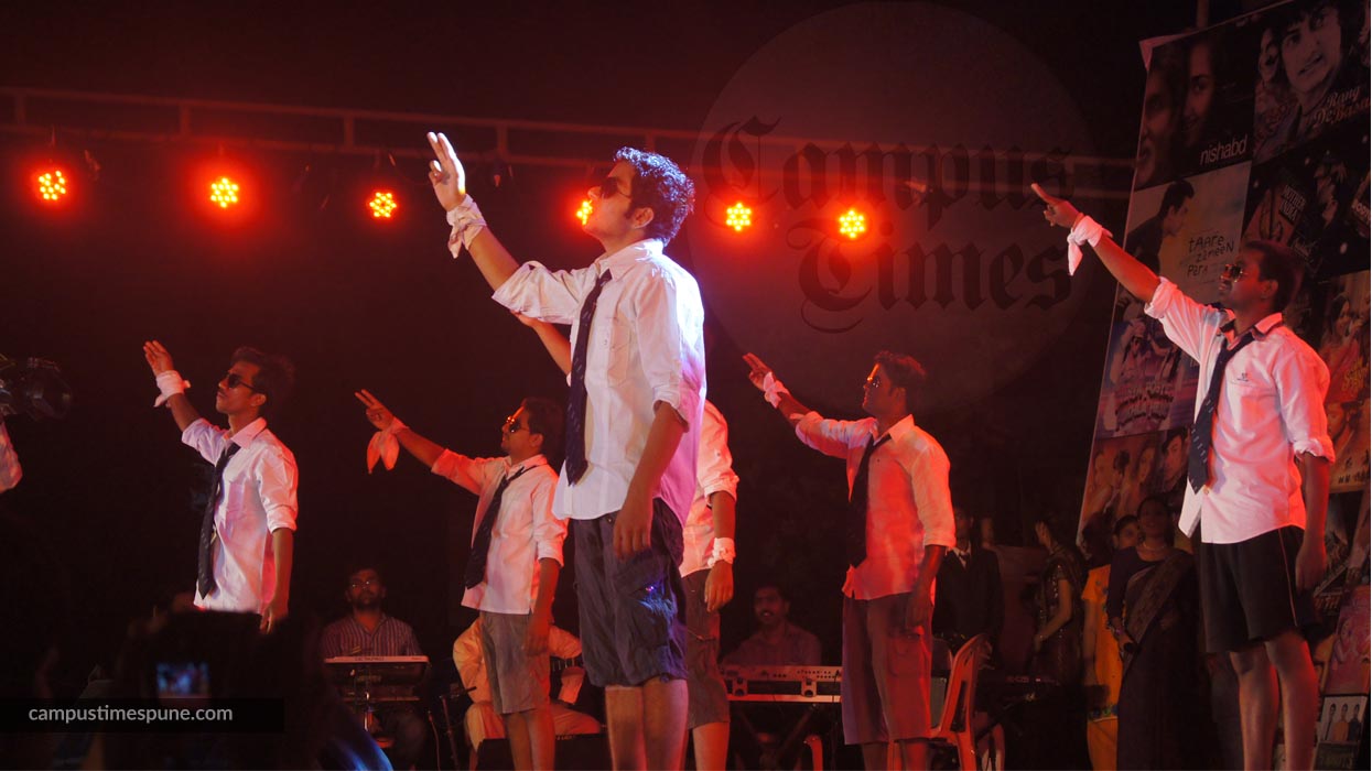 PCCOE's Swartarang 2014 shines on Sakal Paper's Page #3