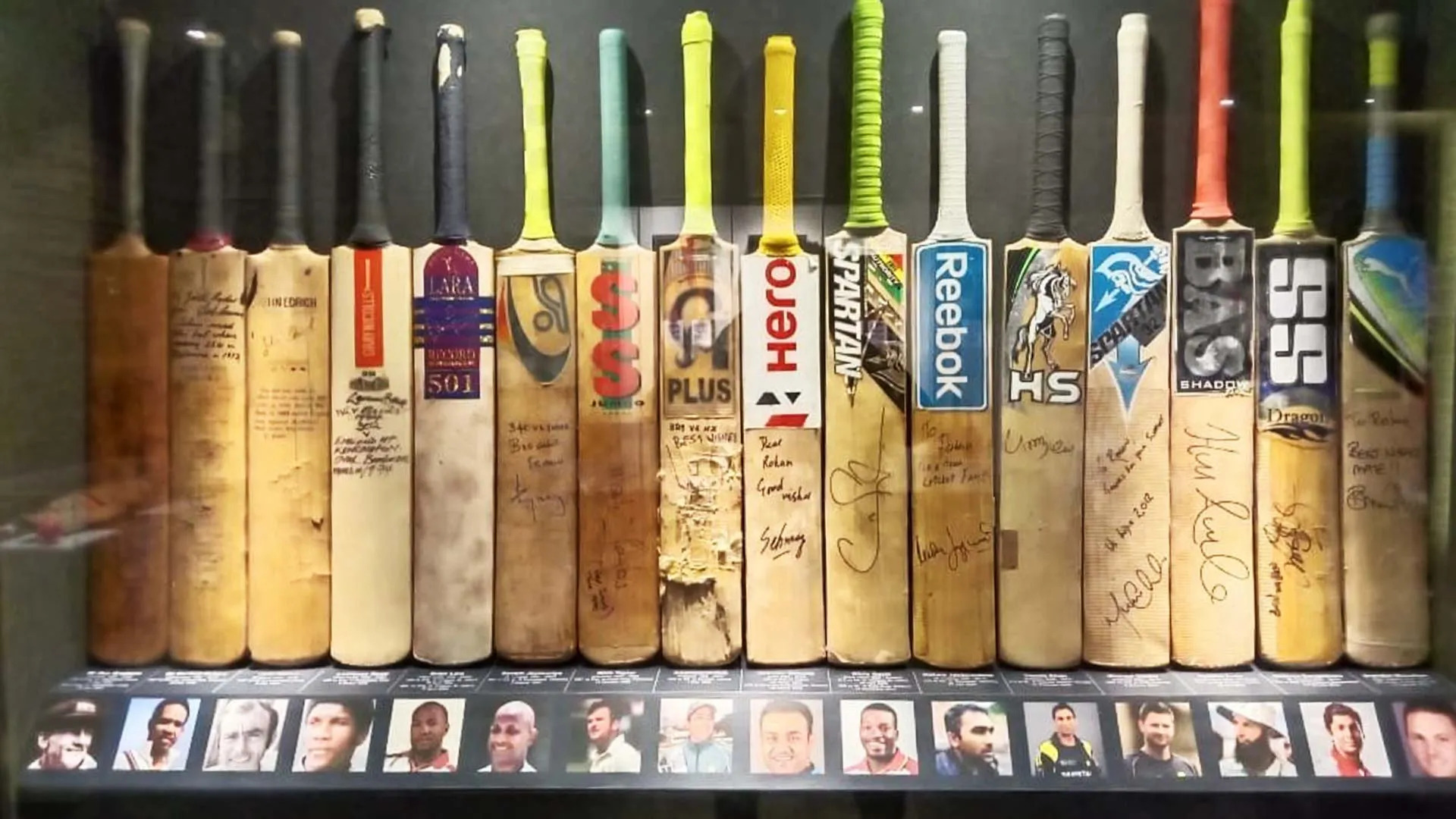 Pay a visit to the Largest Cricket Museum in Pune - Blades of Glory